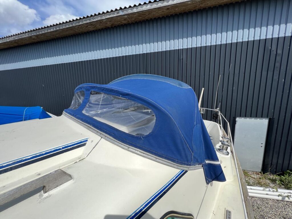 Kings Cruiser 29 / Nyere motor - Dit Bådsalg